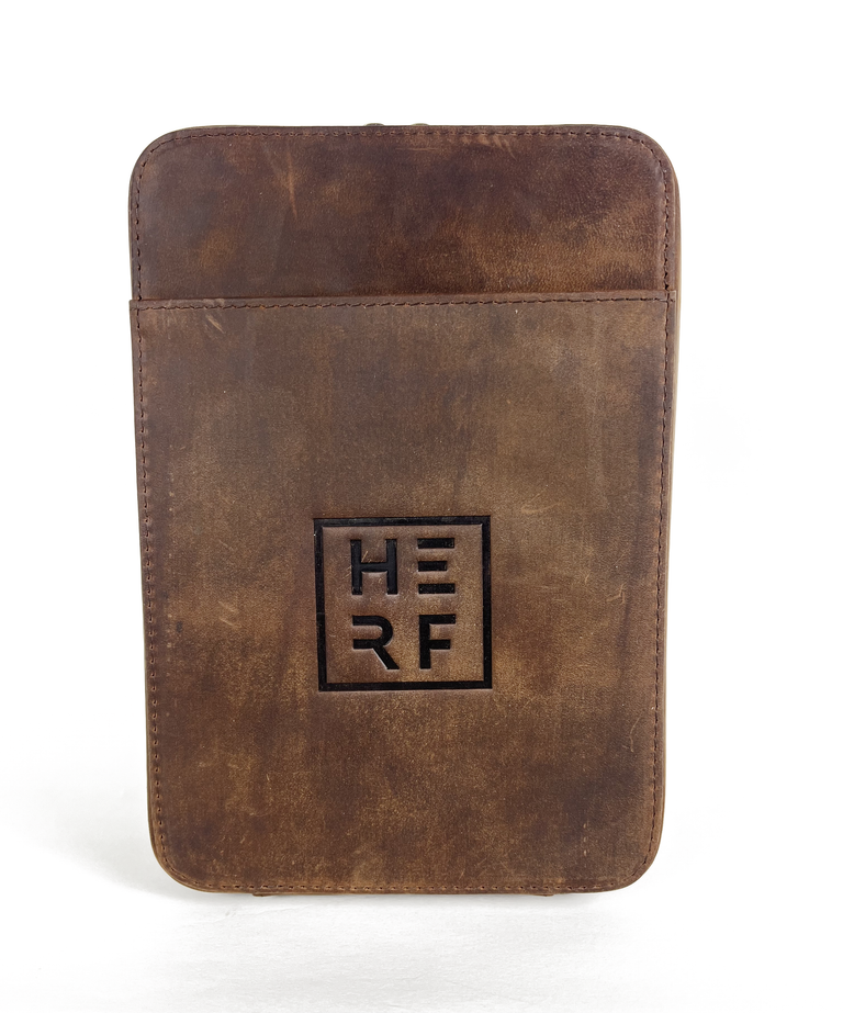 The Herf Crossbody 2.0 – Premium Leather Cigar Case – Herf Apparel