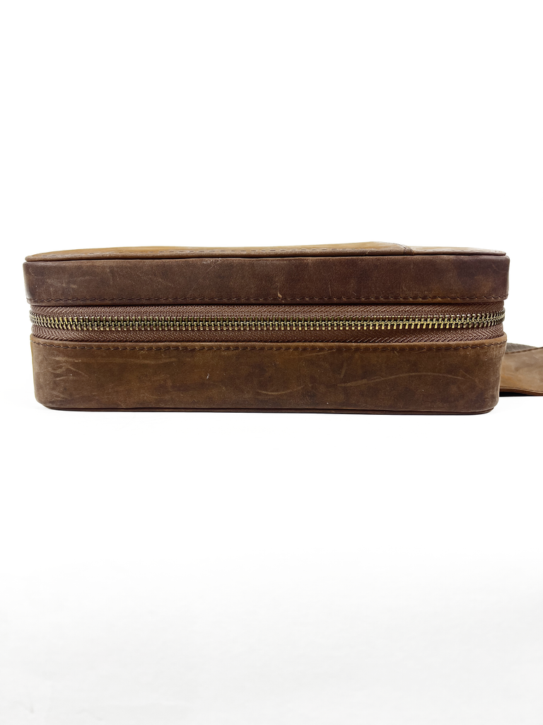 The Herf Crossbody 2.0 – Premium Leather Cigar Case – Herf Apparel